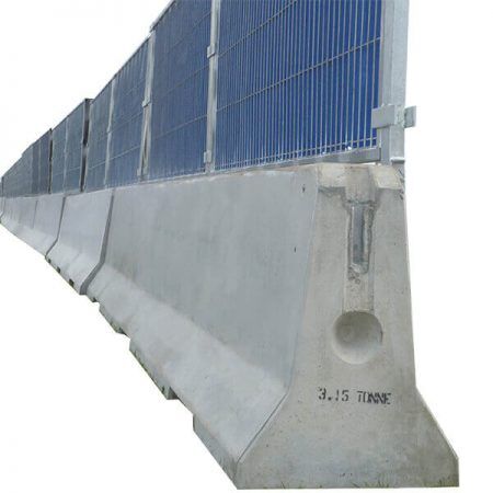 Anti-Gawk Screens for Hire | For Concrete or Water Barriers | Orange Hire