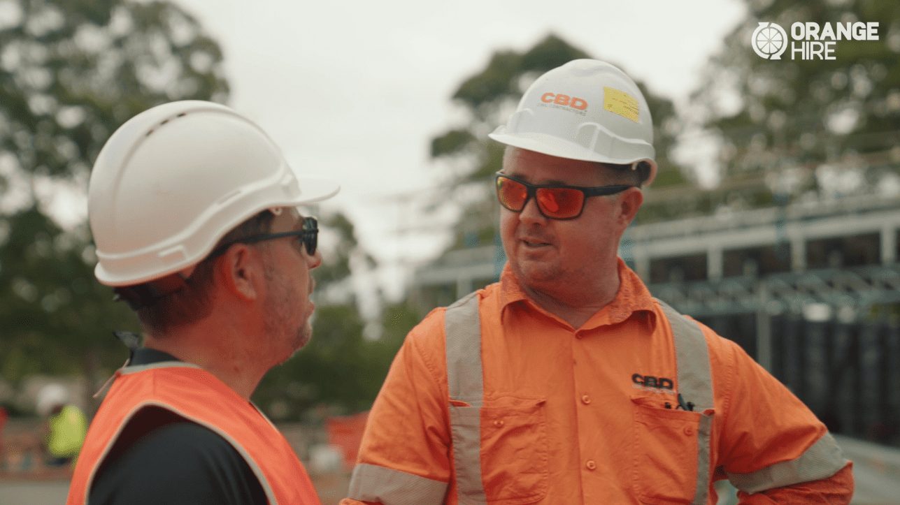 Anti-Gawk Screens for Hire | For Concrete or Water Barriers | Orange Hire